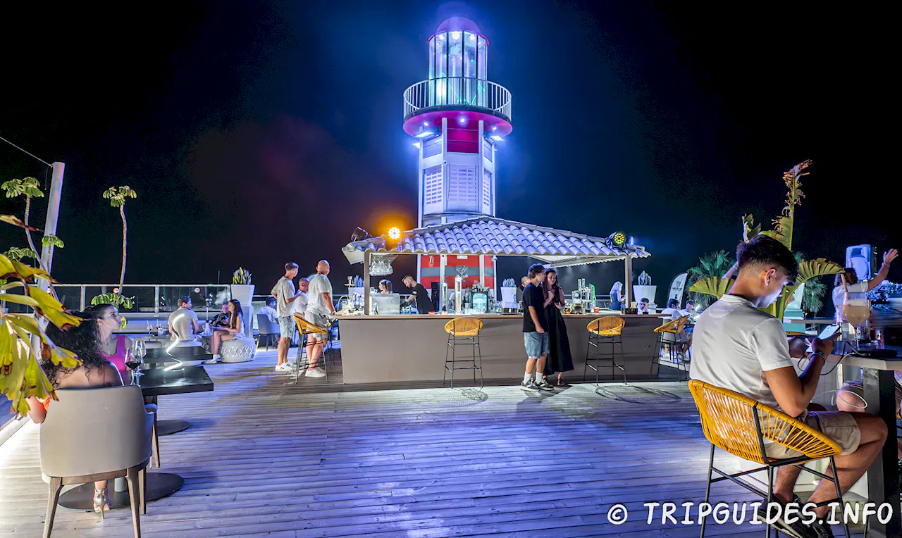 Lighthouse Restaurant & Shows - Путеводитель на русском